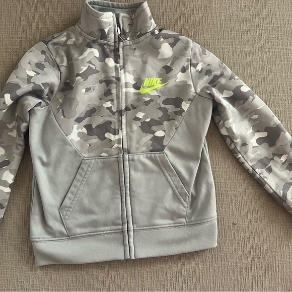 Nike | Jackets & Coats | Nike Gray Camo Jacket With Neon Green Logo ...